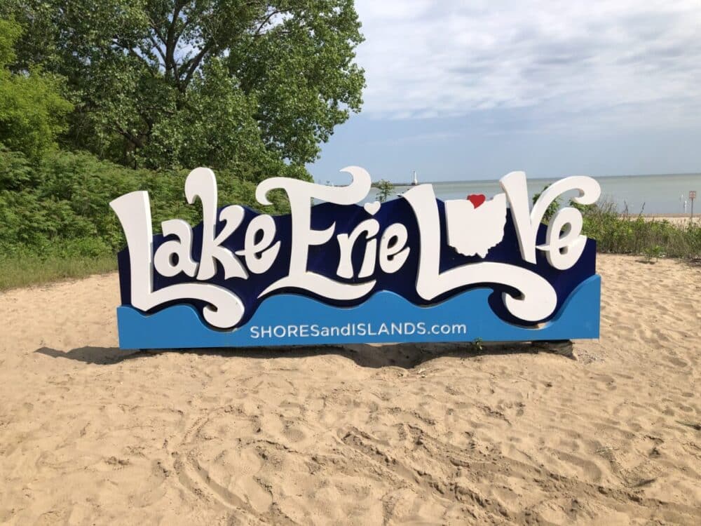 A Local's Guide to Lake Erie Beaches - LA Family Travel