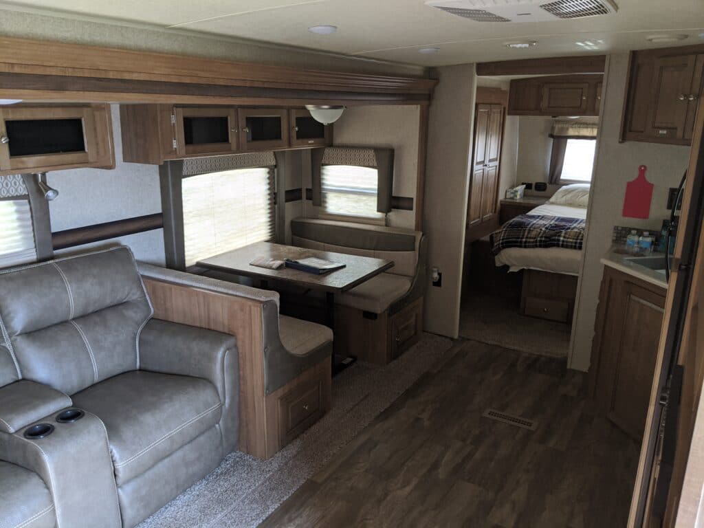 Romance and RV's? Exploring Southern Ohio Together from the MOCO RV Park - LA Family Travel