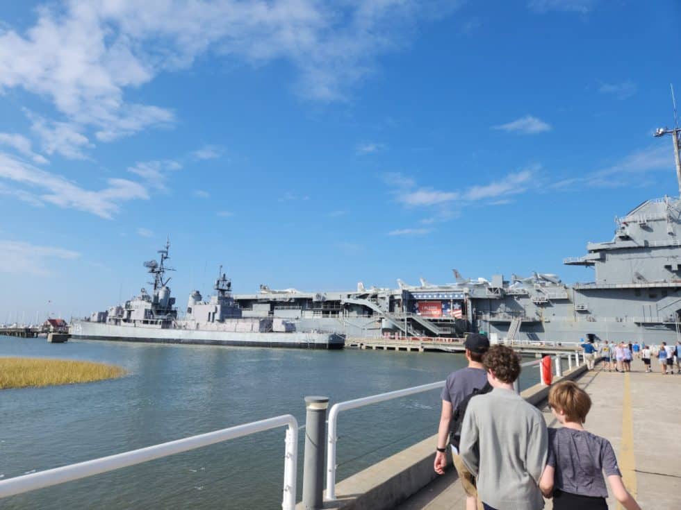 13 Most Patriotic Destinations for Veterans Day Weekend - LA Family Travel