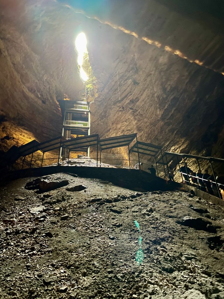 Marvel Cave And Silver Dollar City: A Cave So Good, It Built A City ...