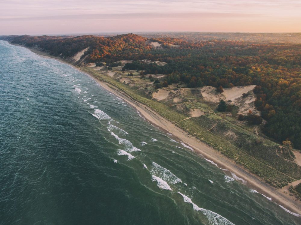 11 Best Beaches on Lake Michigan For Family Retreats - LA Family Travel